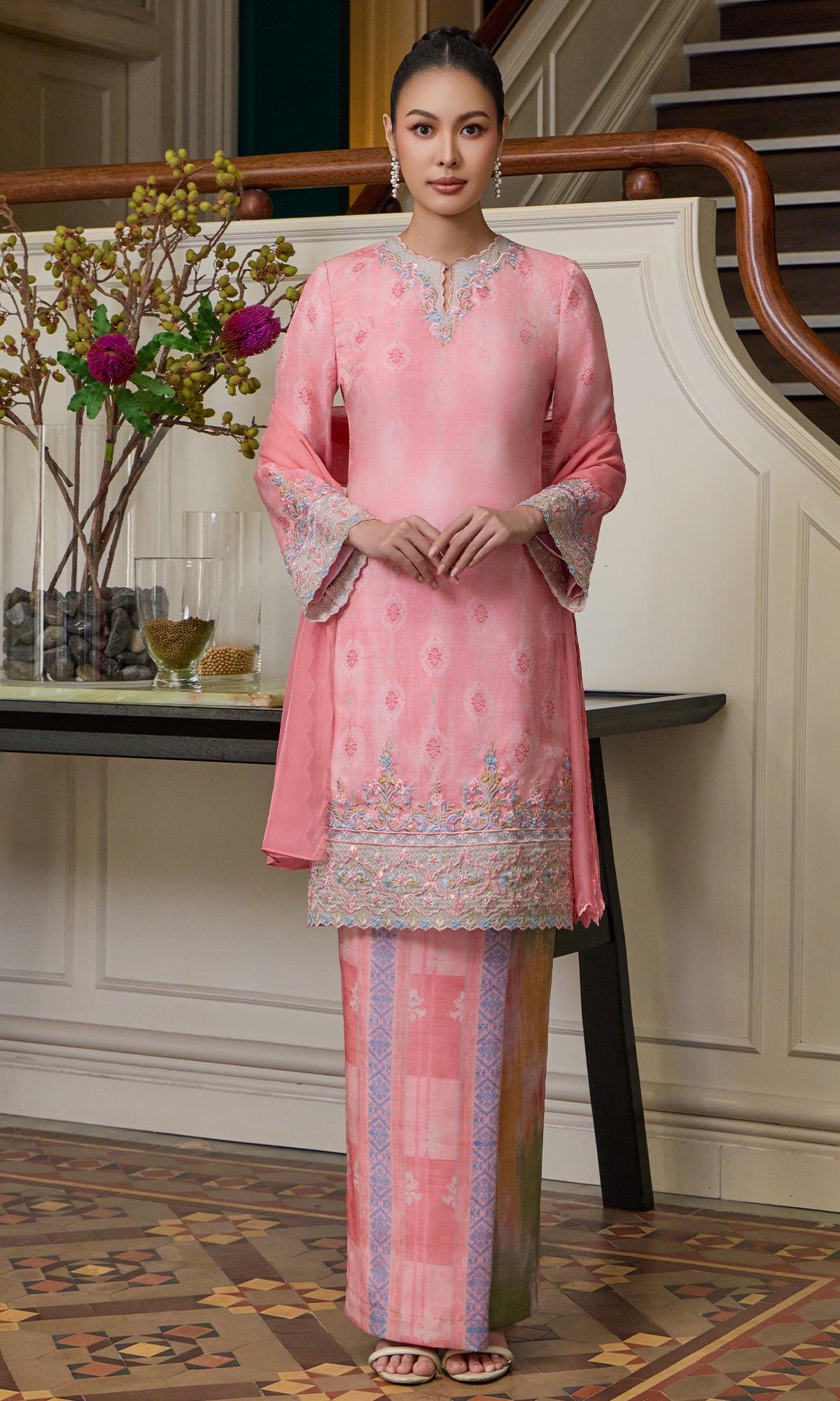 Zaiana Kurung in Pink